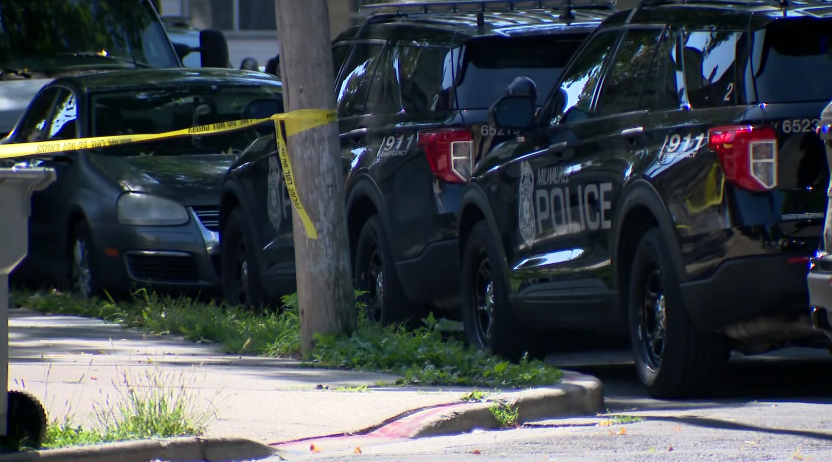 Woman lying in Milwaukee alley struck by police squad car, dies at hospital