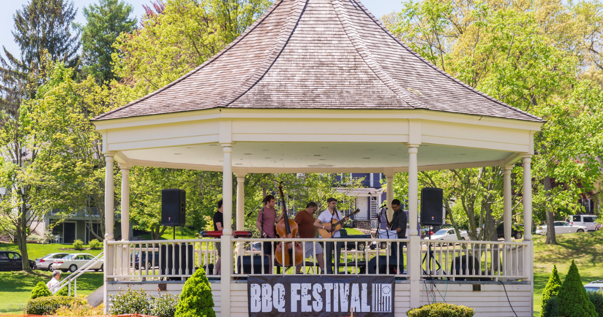 9 Best Fall Festivals in North Carolina for 2025