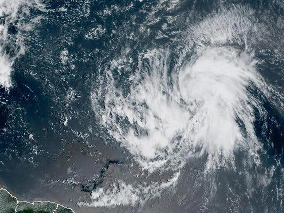 Tropical Storm Gabrielle may become hurricane. Spaghetti models, North ...
