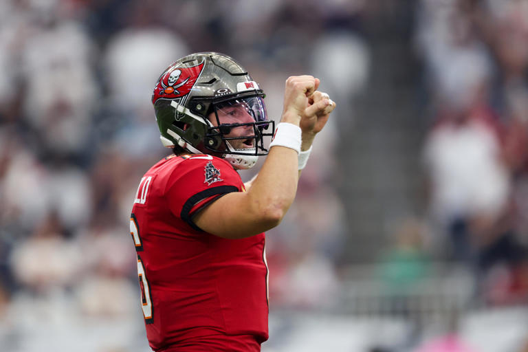 Bucs' Baker Mayfield climbs up QB power rankings heading into Week 3