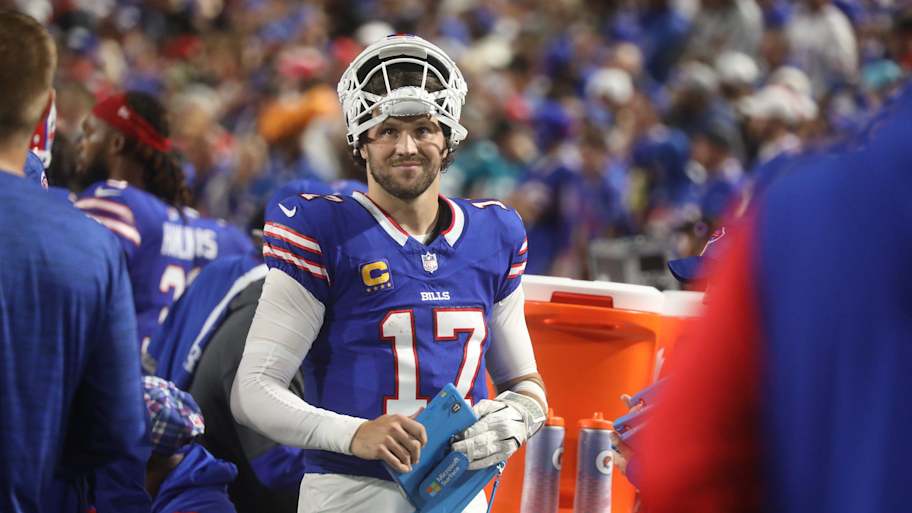 Josh Allen Sports Subtle Helmet Tweak After Suffering Bloodied Nose in ...