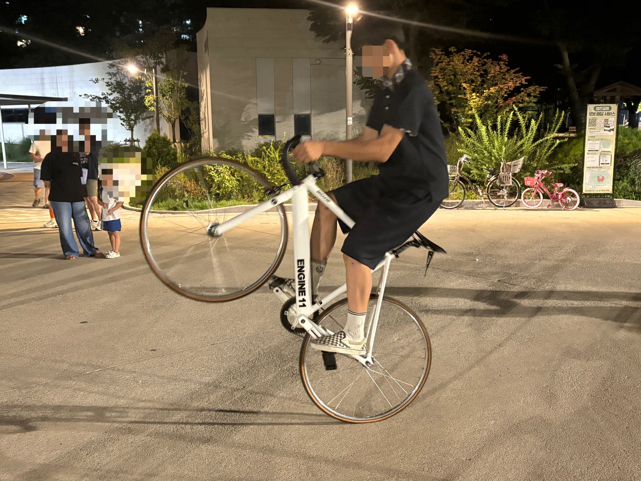 Police crack down on teen fixie riders