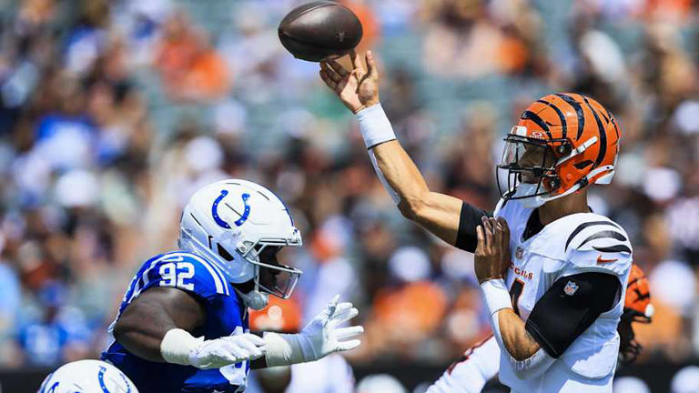 Vikings, Bengals sign each others' former QBs ahead of Sunday clash