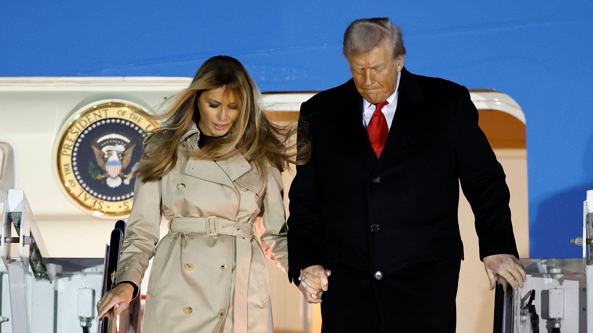 First Lady Melania Trump makes a stylish entrance as she and President ...