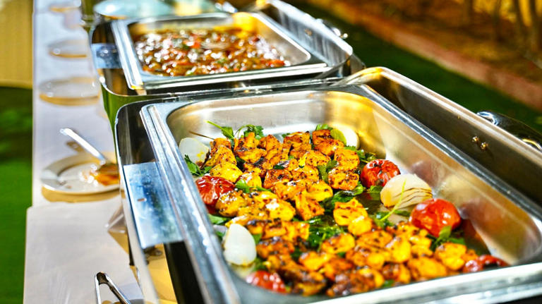 The Necessary First Step At A Buffet That You Should Do Before You Even ...