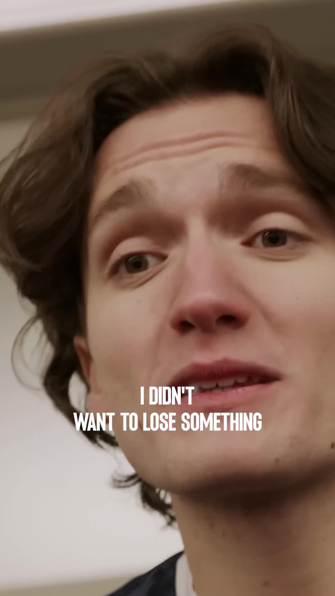 He pops the question as she's about to leave for another city