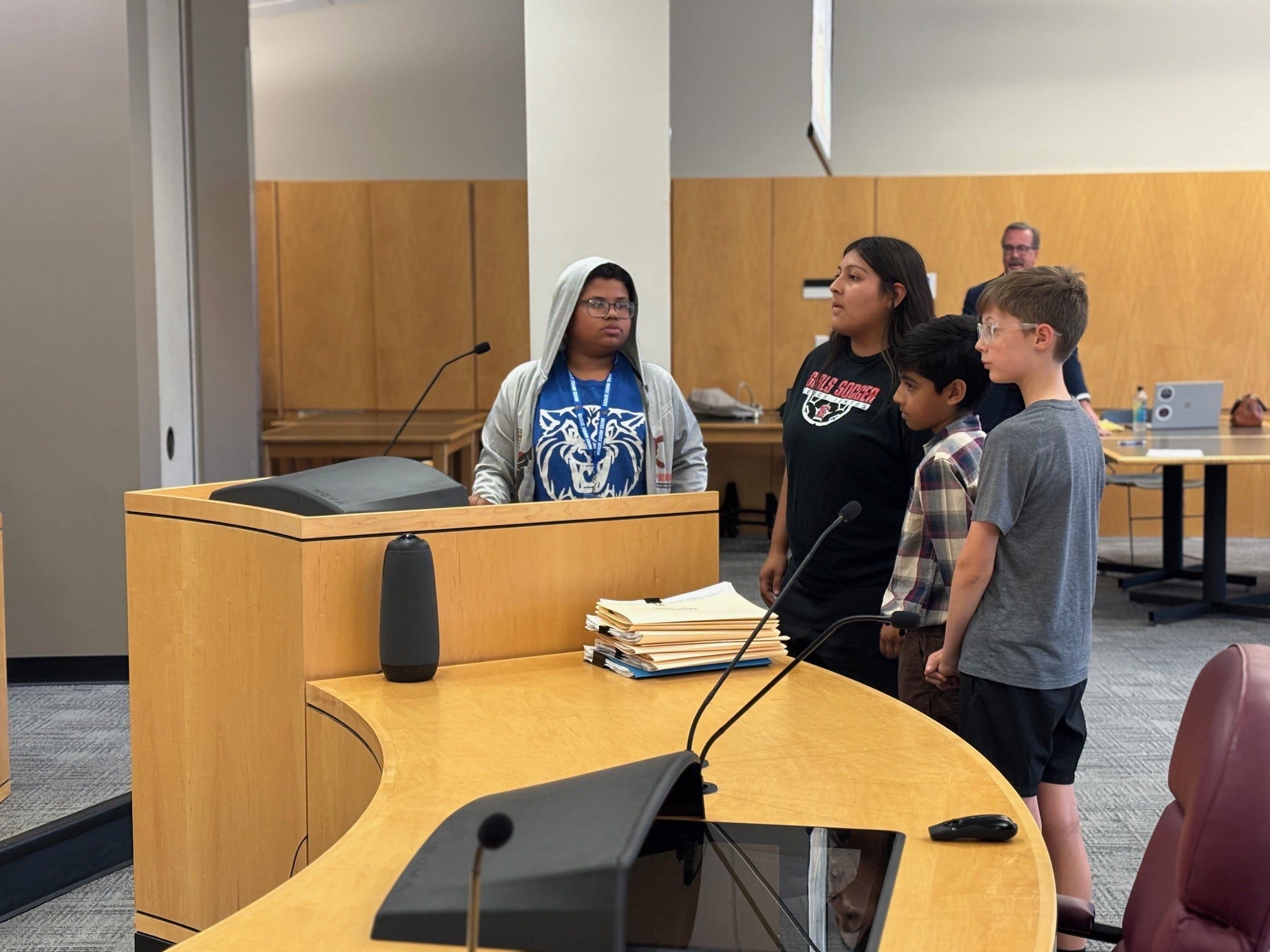 Des Moines School Board approves $265M bond to retool education. What's ...