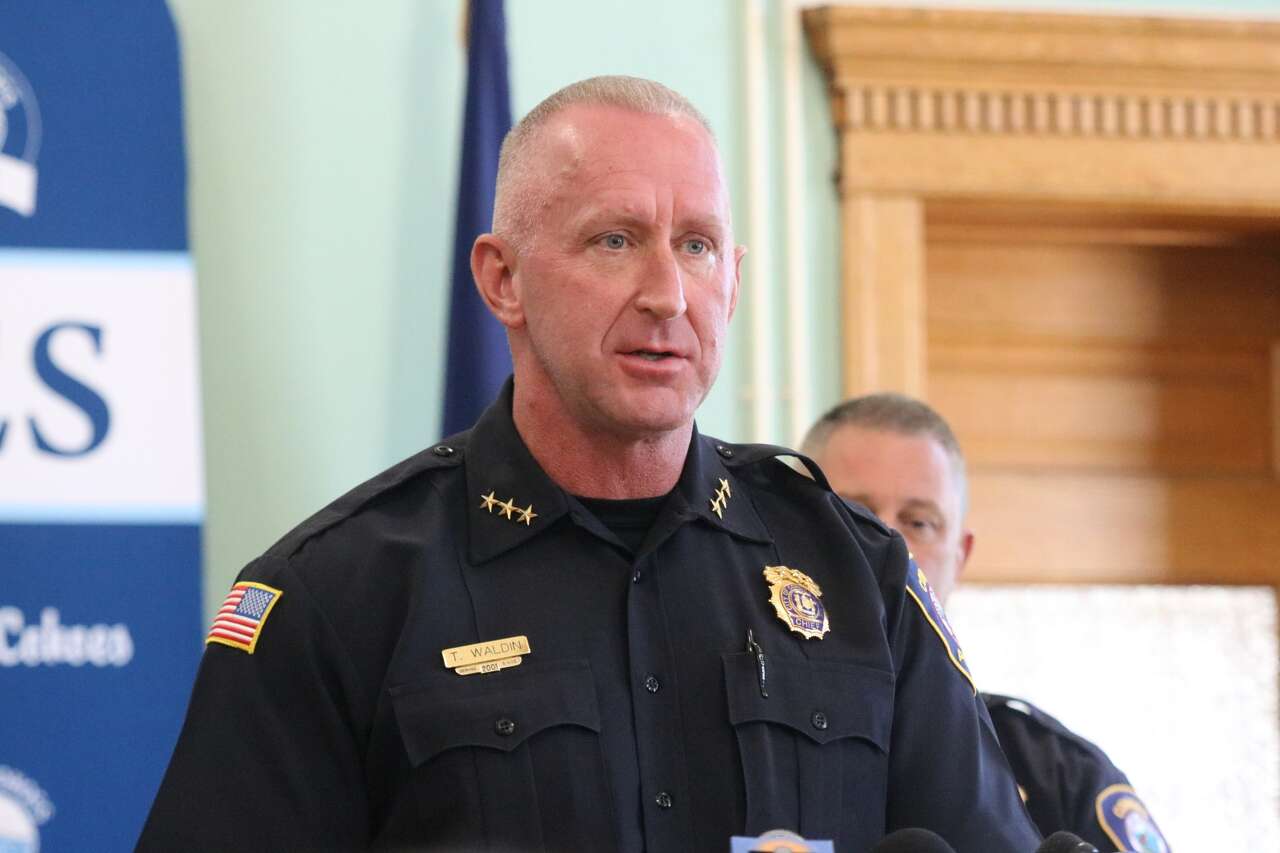 No reported sightings of accused Cohoes killer as Adirondack manhunt ...