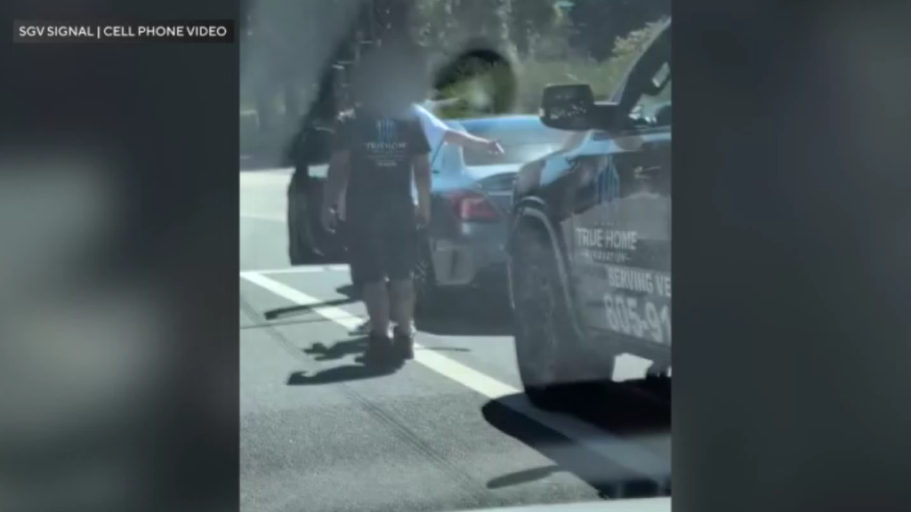 Man hospitalized, suspect arrested after Santa Clarita road rage ...