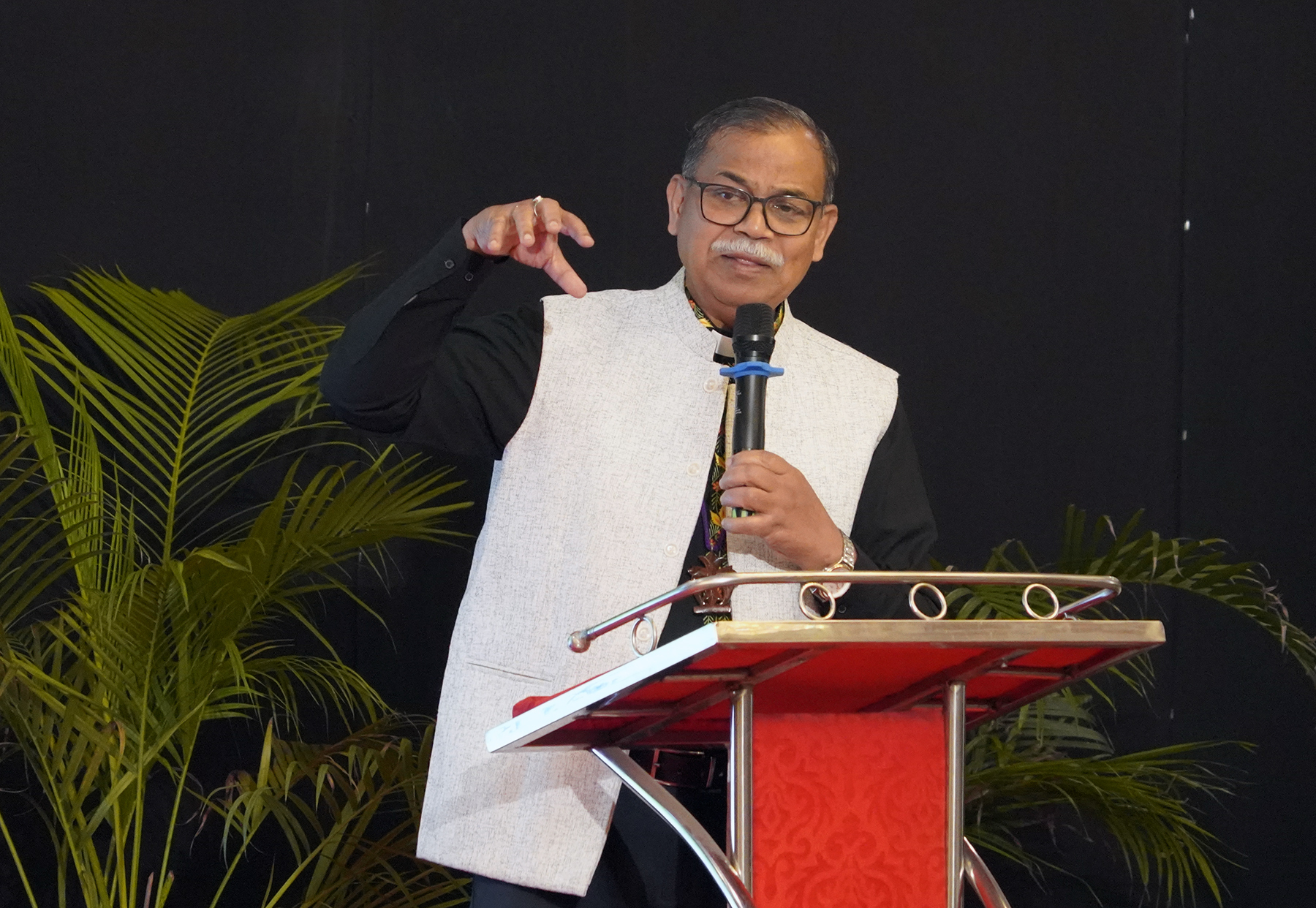 'We must return to our first love': AICOCIM plenary calls Church back ...