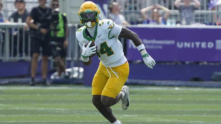 Oregon Ducks Linebacker Duo Graded Among Top Defenders in Country