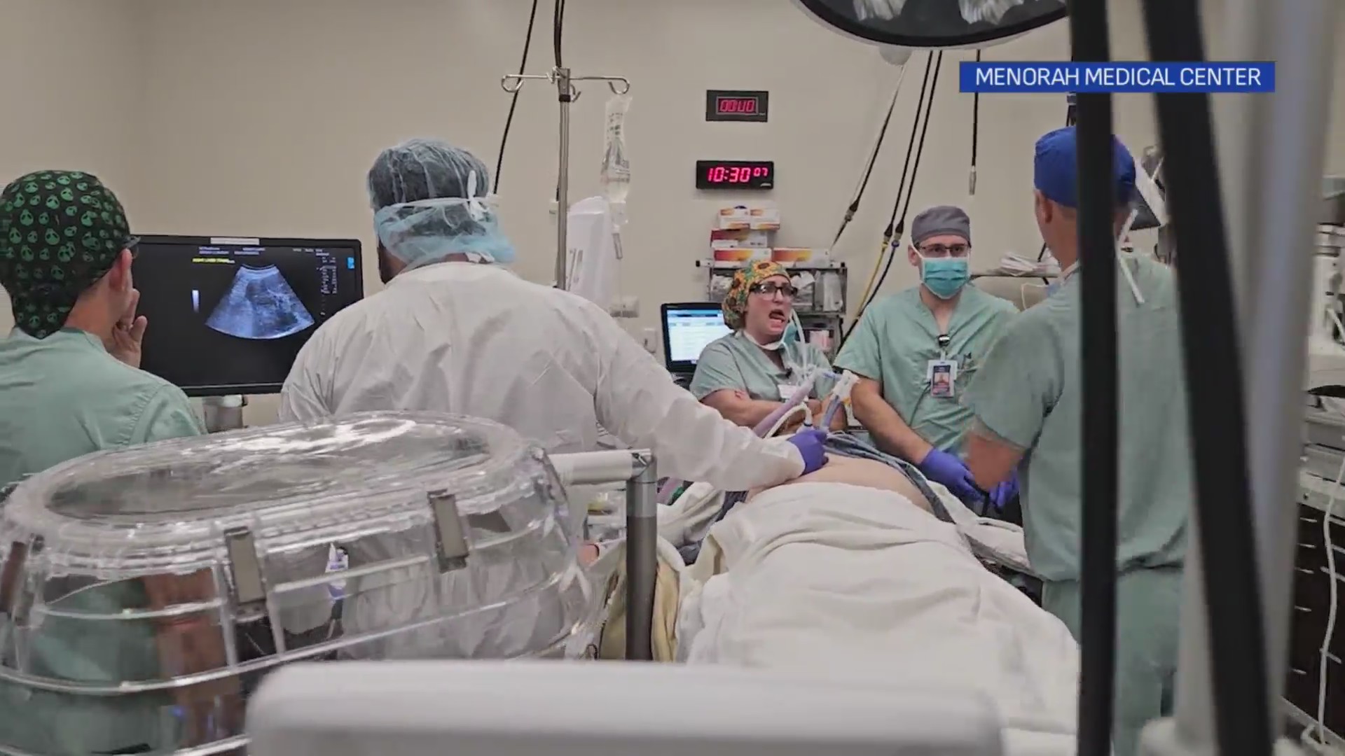 Kansas doctor performs 'breakthrough' procedure to treat liver tumors