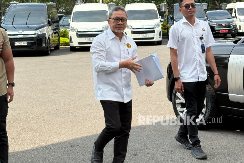 Sinyal Reshuffle dan Pelantikan Menteri Sore Ini, Zulhas Buru-Buru ke ...