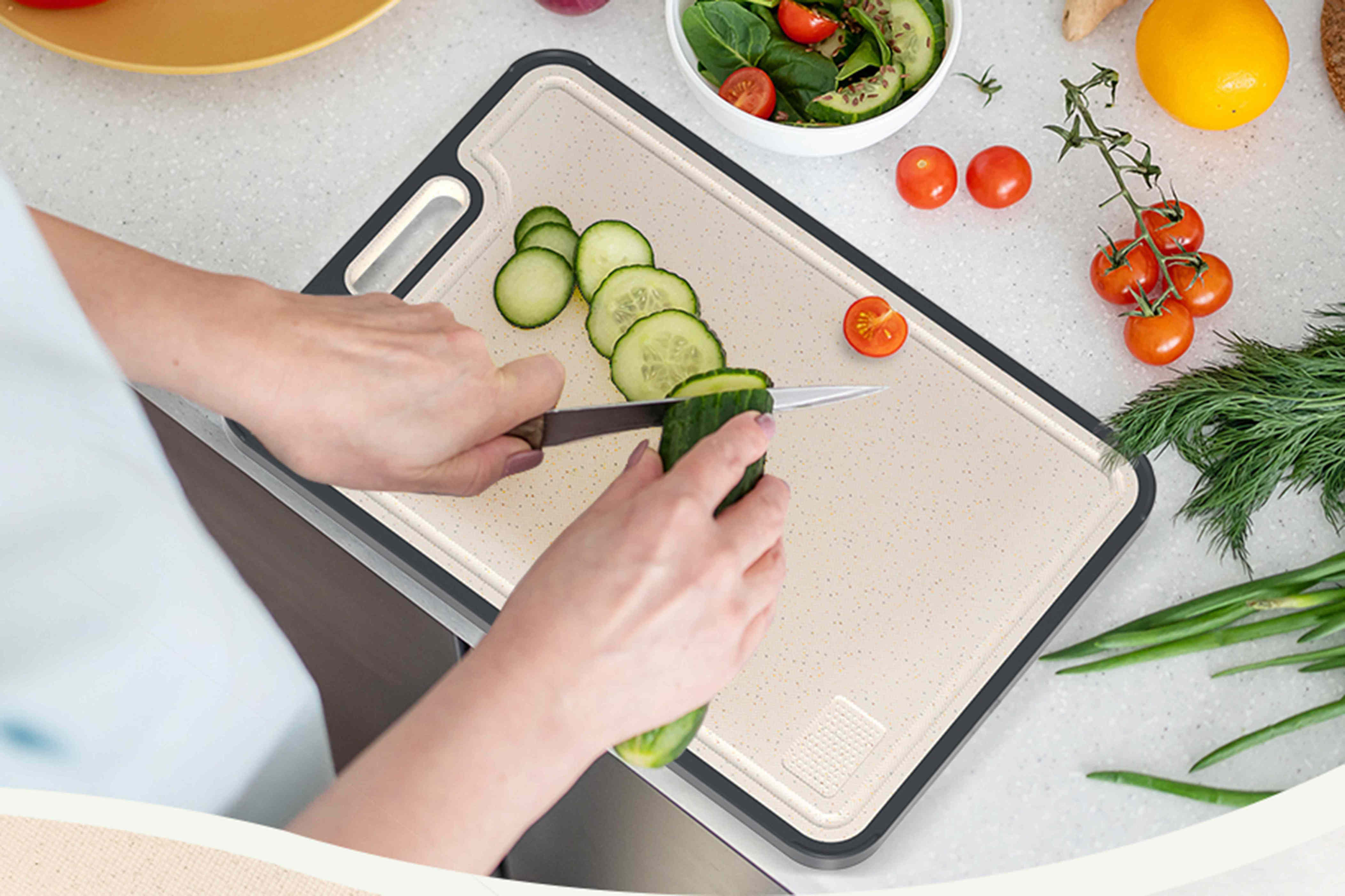 Amazon Shoppers Are Tossing Their Plastic Cutting Boards for This ...