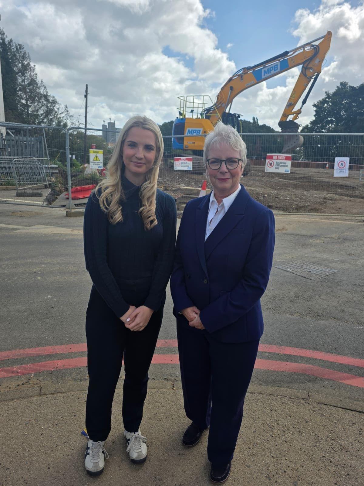Health Minister visits Kettering General Hospital to see work to ...