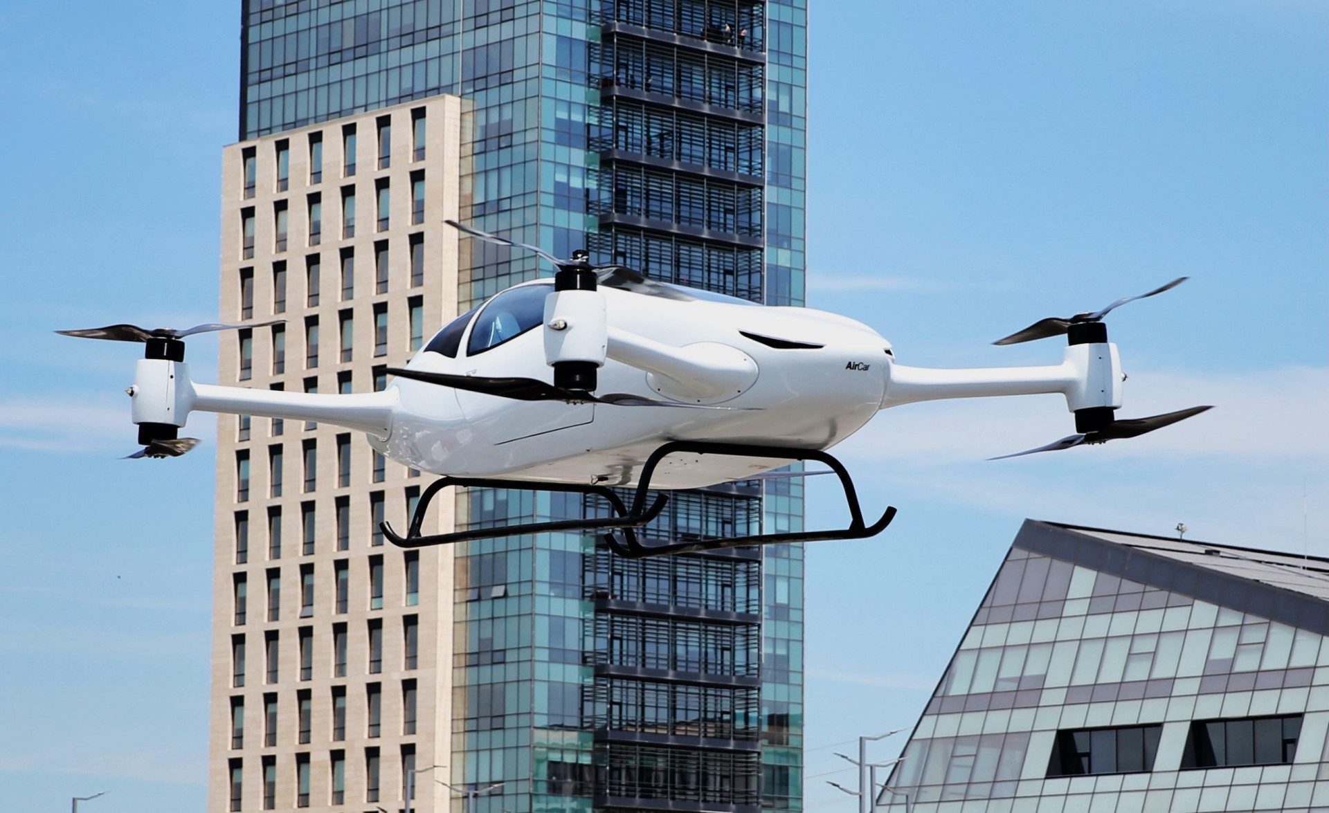 Flying cars are coming: who will lead the race?