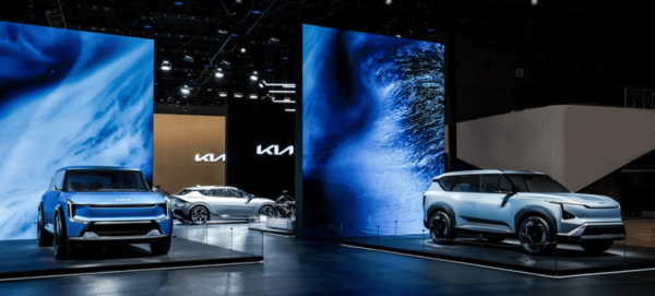 기아 EV5, 보조금 적용 시 4,000만원대 패밀리 전기 SUV 등장… 테슬라 모델 Y 정조준