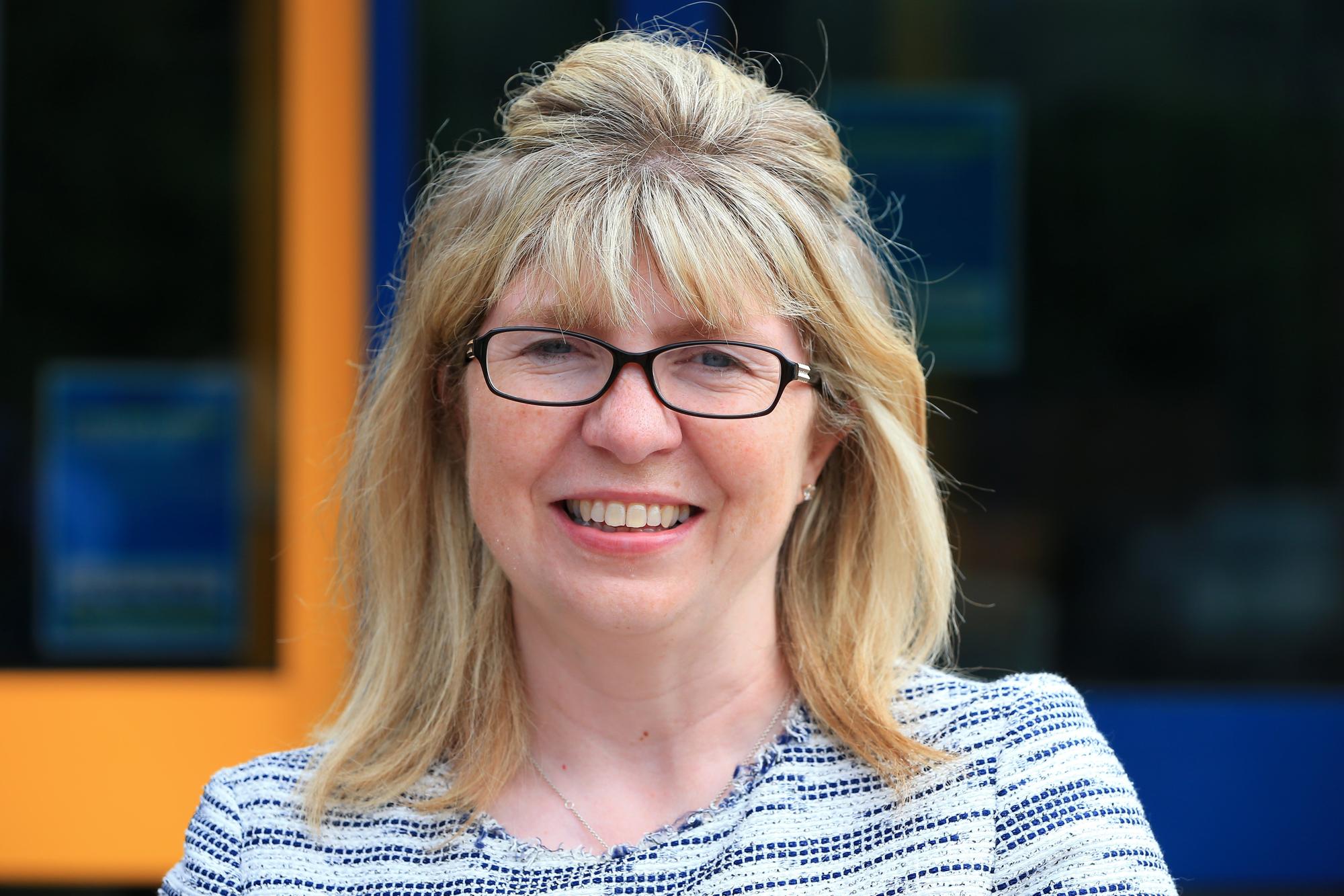 Former Lewes MP and Conservative health minister defects to Reform
