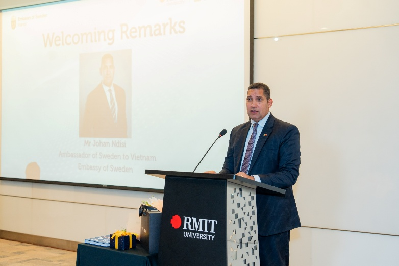 RMIT Vietnam hosts Nobel Prize Exhibition and Dialogue 2025