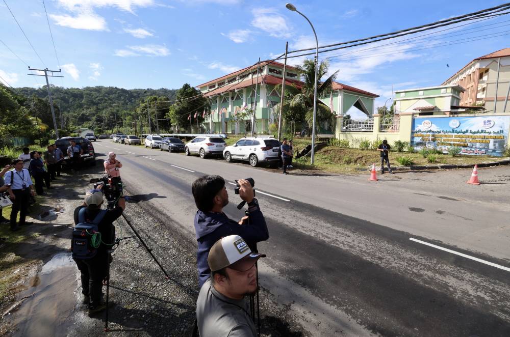 Zara Qairina's diaries, pages of diary entries found in locker ...