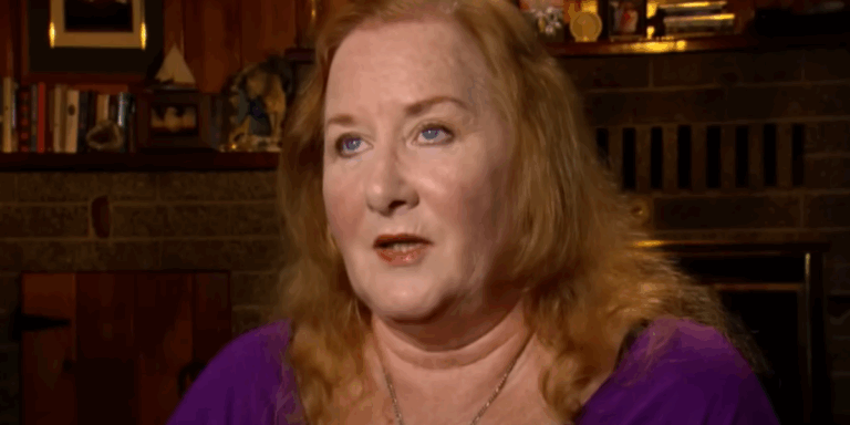 Lived in a Wooden Box Under the Bed for 7 Years: This is How Colleen ...