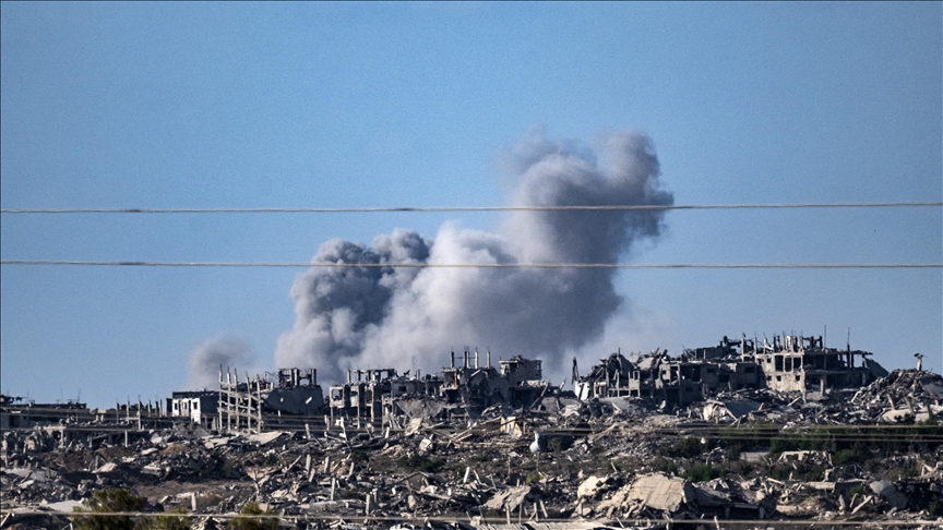 İsrail ordusu Gazze kentindeki Rantisi Çocuk Hastanesini hedef aldı