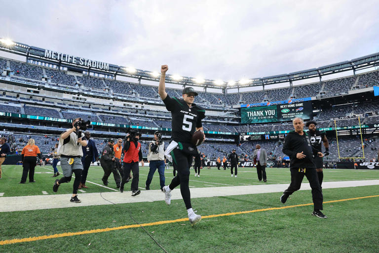 Who is Mike White? QB led Jets past Bengals during Cincinnati's Super ...