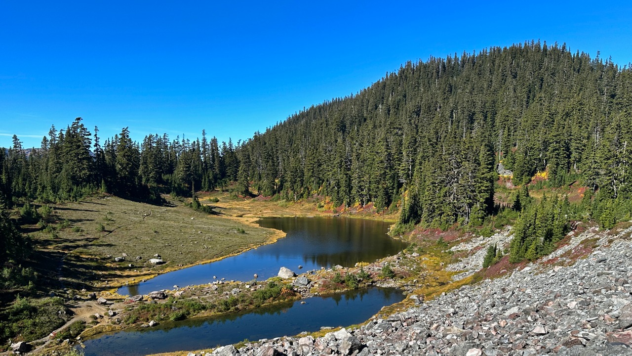 Mount Baker clears Artist Point earlier than ever