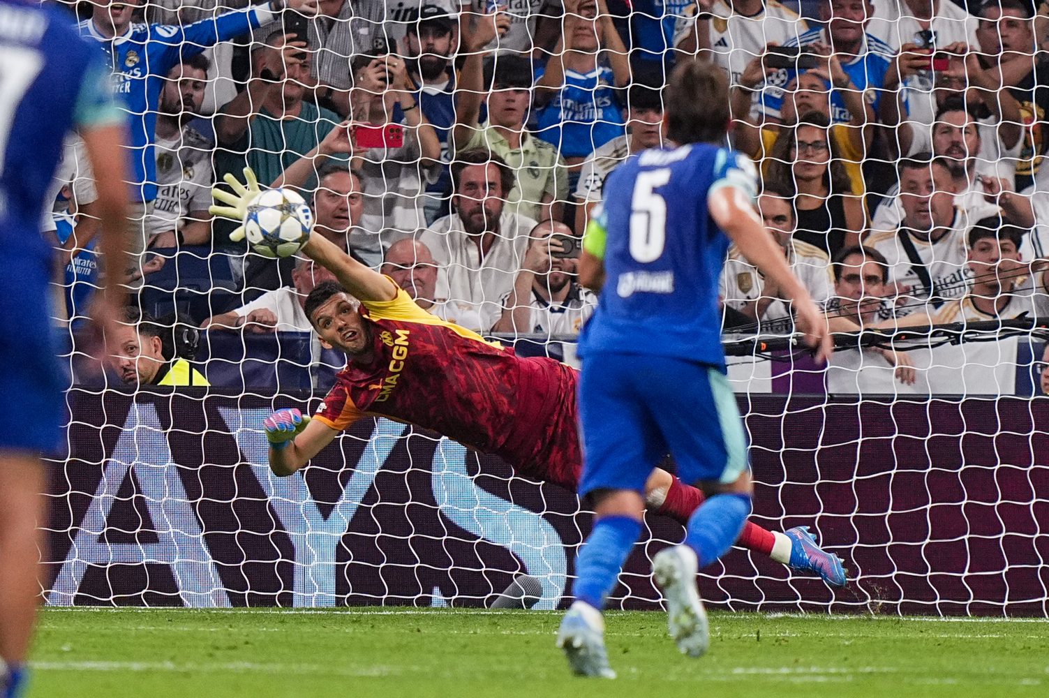 Champions League – The best saves from Tuesday’s matches