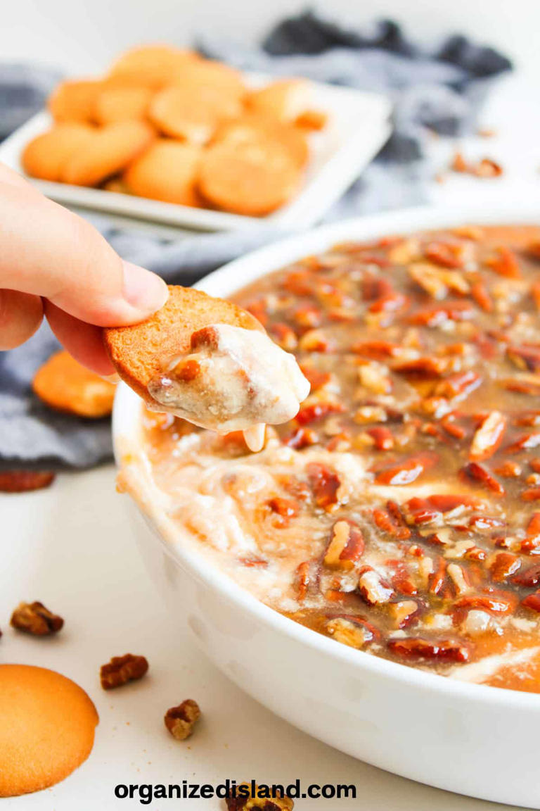 Festive easy cheesecake dip
