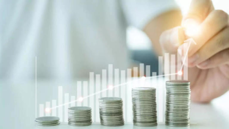 Fixed Deposit Rates 2025: Top 7 Banks Offering the Highest 1-Year Term ...