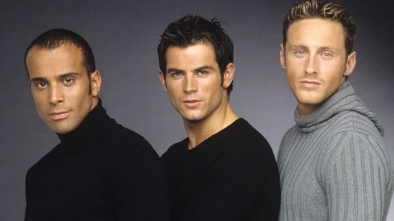 "Un manque de respect" : Adel (2be3) dénonce un témoignage "indécent ...