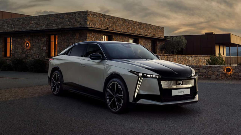 DS Nº8: un coche único, con la máxima calidad y ocho años de garantía