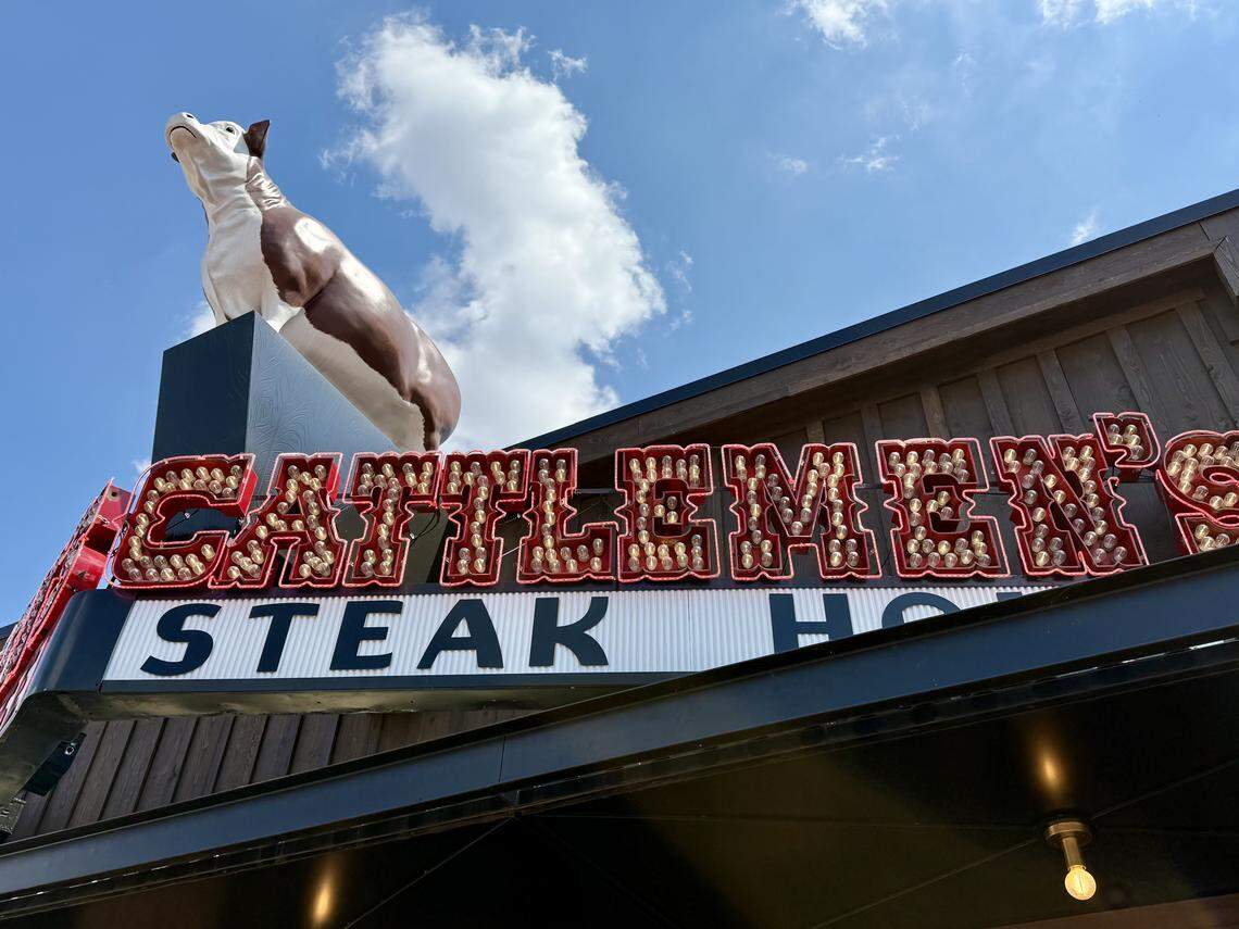 Cattlemen's in Fort Worth adds a patio, plus a Wynn chef from Vegas