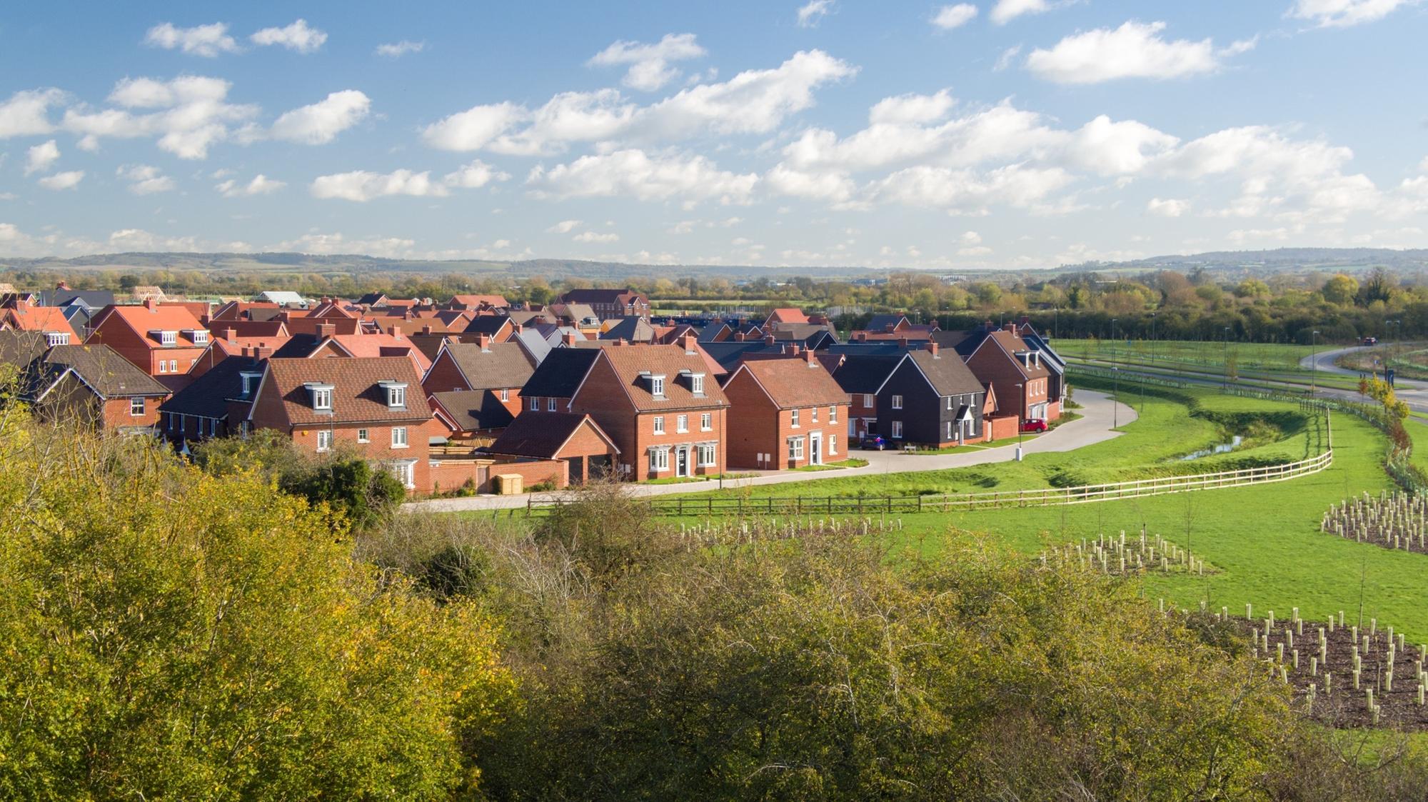 Bucks Council warns of 95,000 new homes as it drafts local plan ...