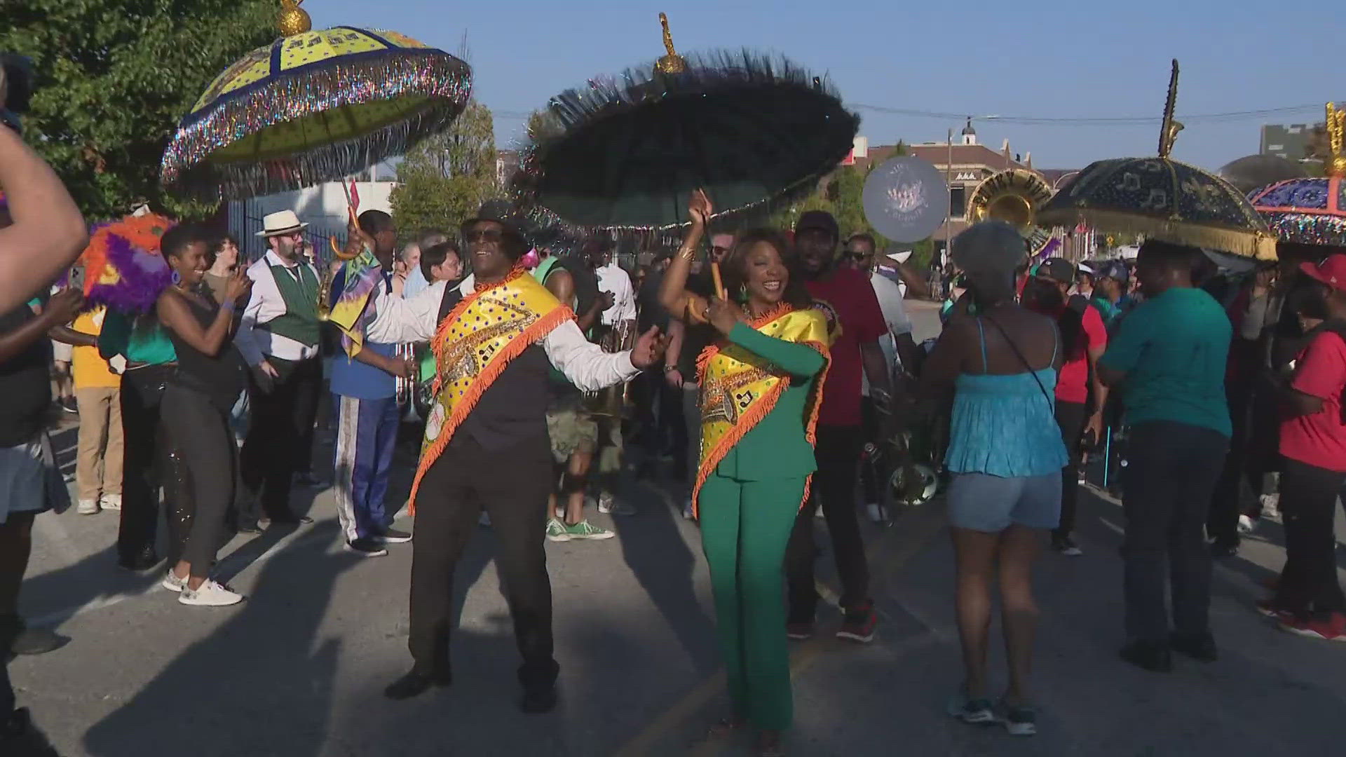 Jazz St. Louis celebrates 30 years with parade