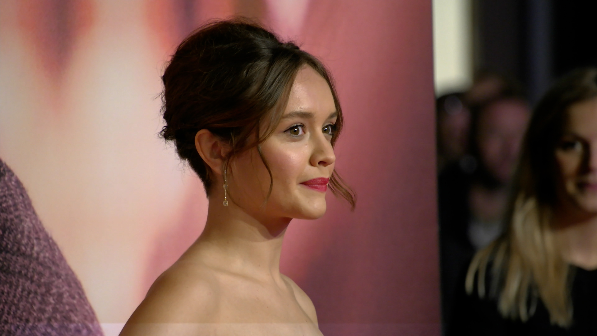 El rojo manda: 5 estrellas que arrasaron en la alfombra escarlata