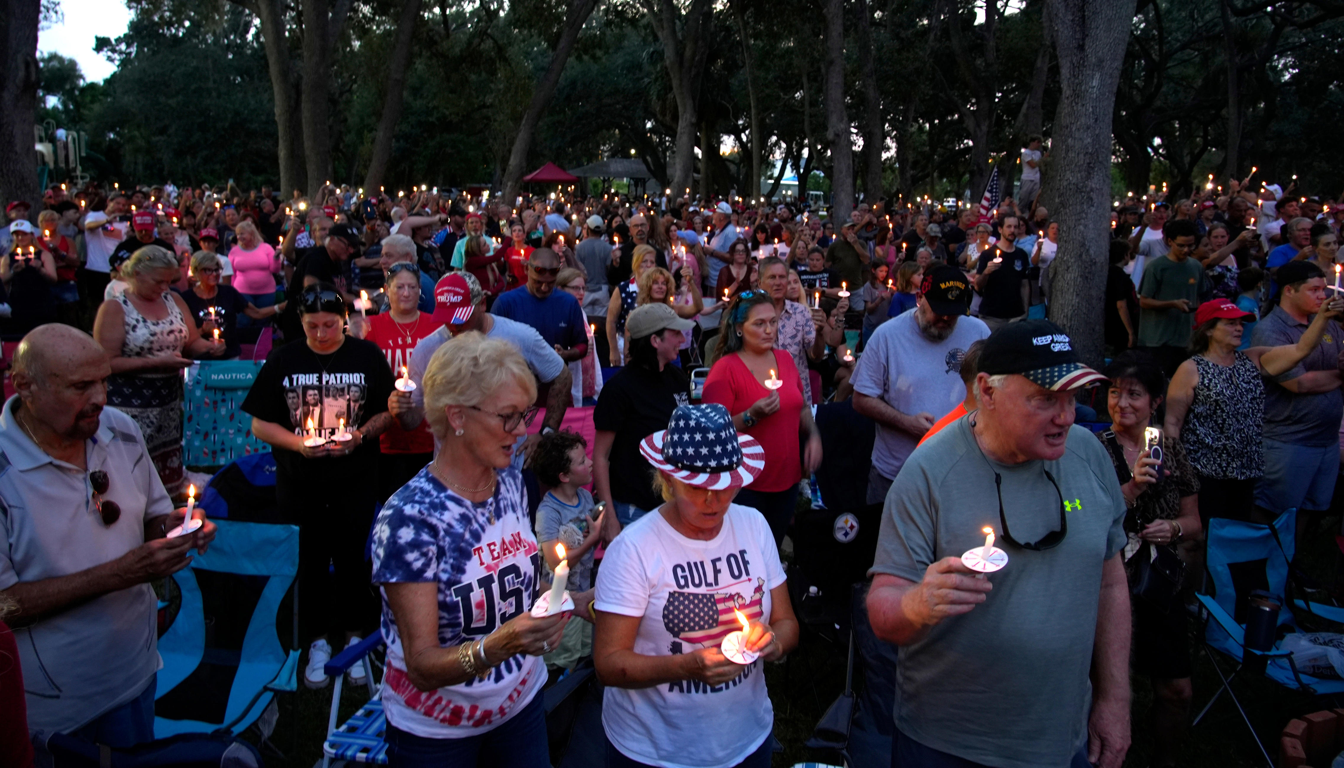 Charlie Kirk vigil: Hundreds remember the conservative activist in ...