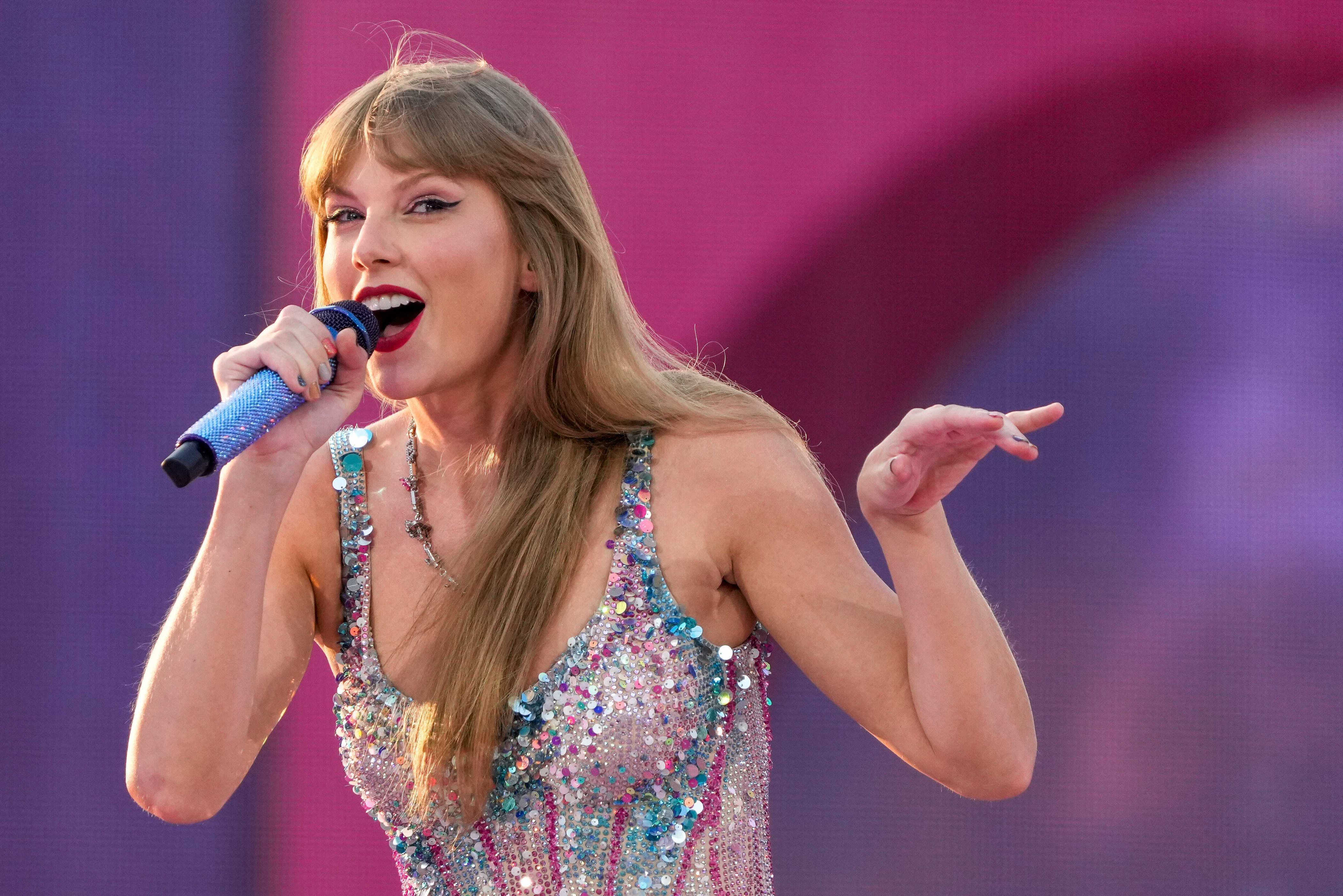 Taylor Swift's 'Life of a Showgirl' movie coming to AMC, other theaters ...