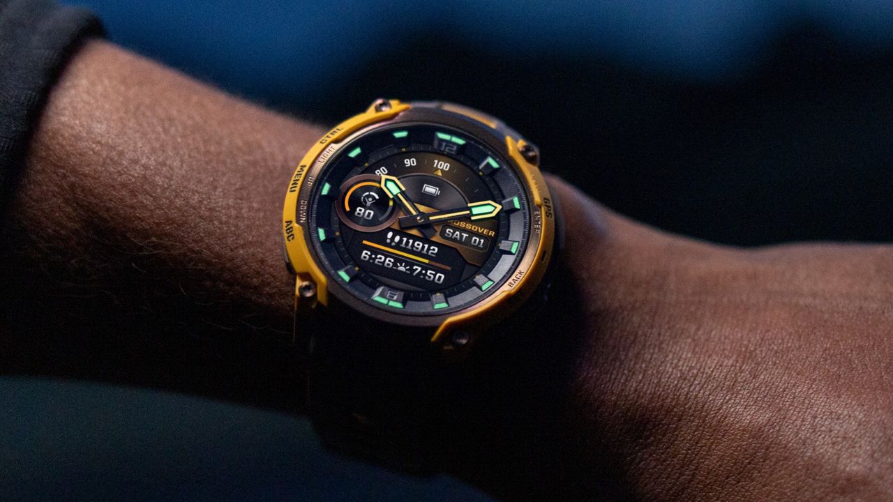 The Garmin Instinct Crossover AMOLED looks like a Casio G-Shock with ...