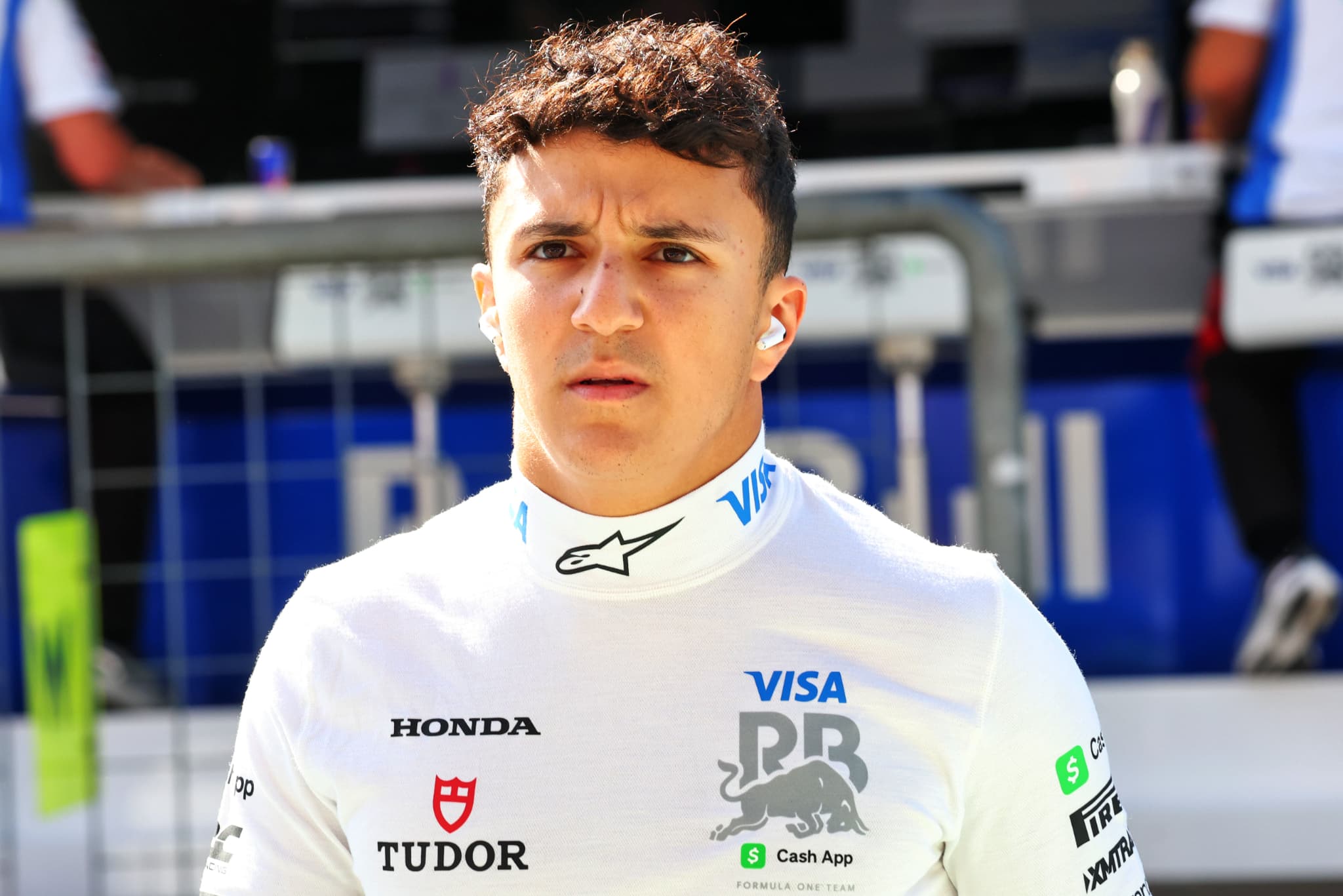 « Découvrir une nouvelle ère en Formule 1 » : Hadjar savoure « le début ...