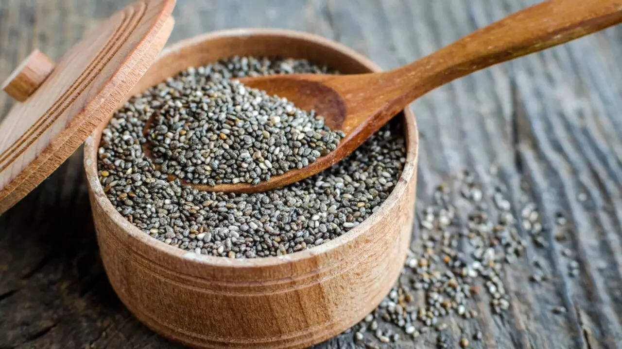 Harvard doctor reveals the hidden danger of eating chia seeds