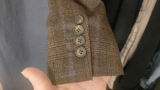 I Just Learned Why Suit Jackets Have Sleeve Buttons, And I Had No Idea