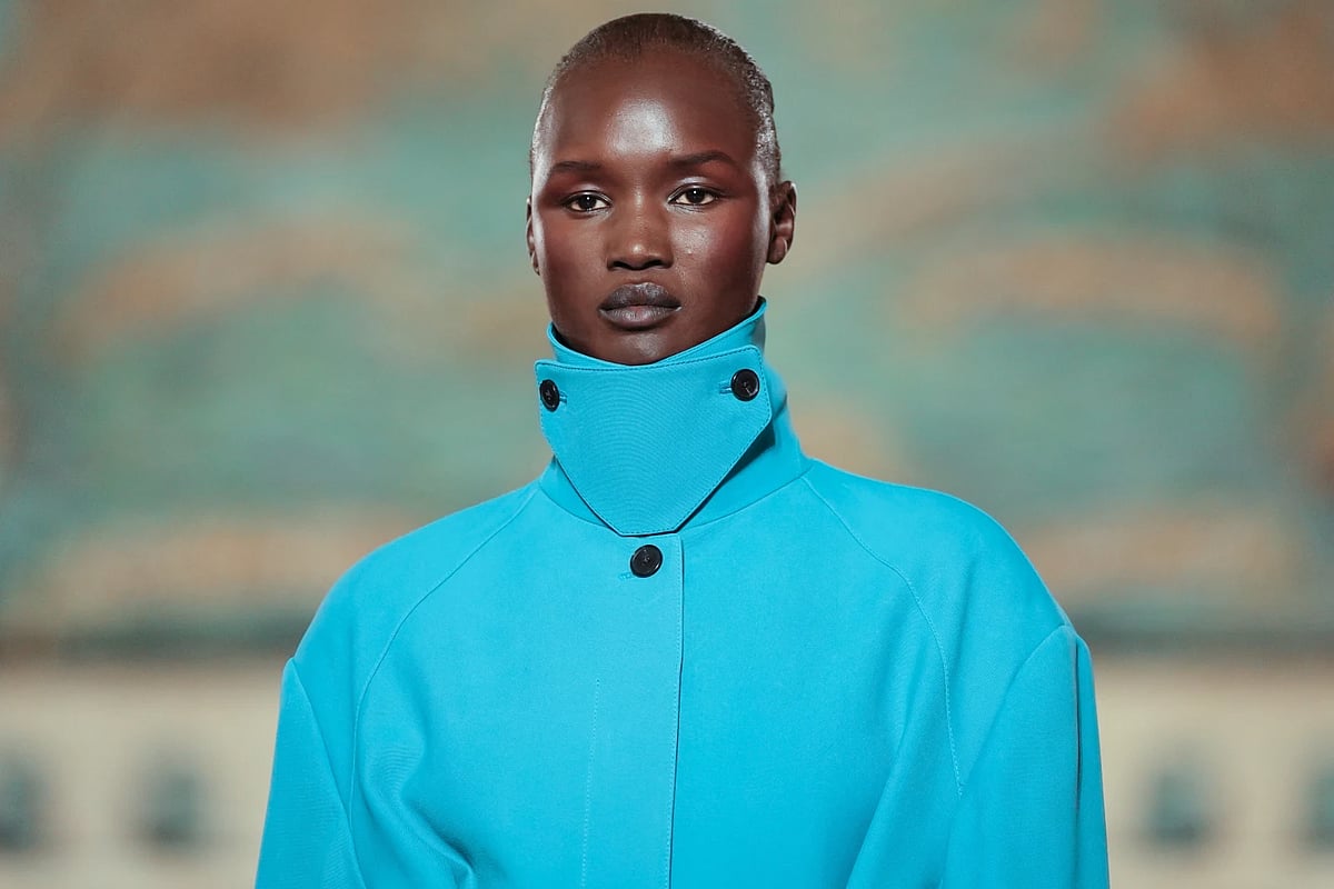 Tory Burch takes over a Brooklyn bank for NYFW runway