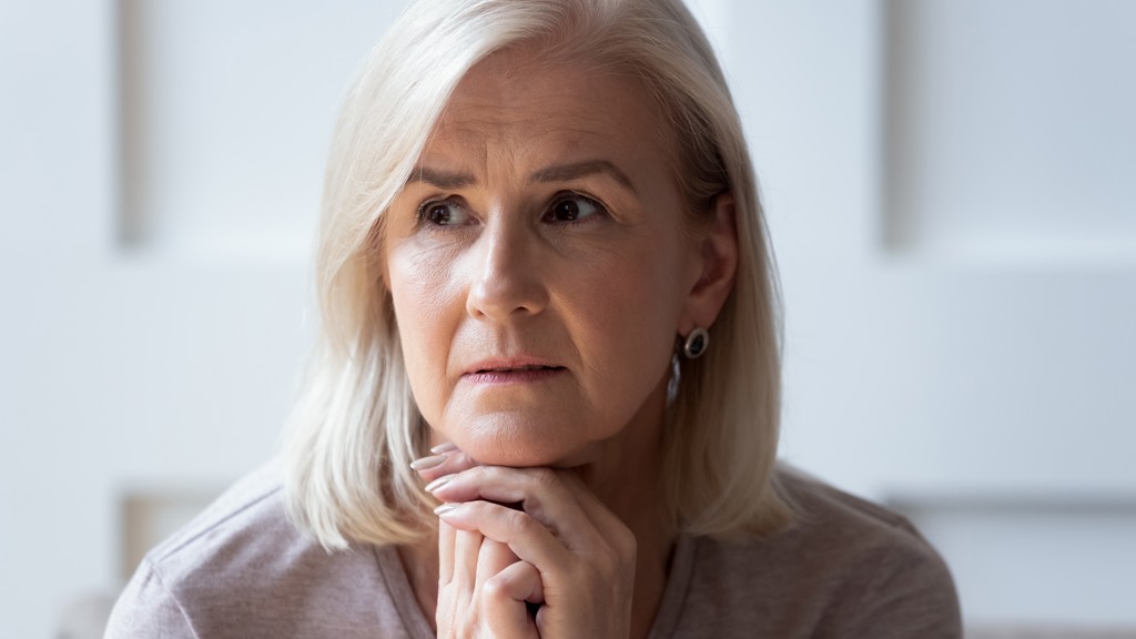 Irena (65): Moderní výchova mé snachy ničí náš vztah s vnukem. Musím se ...