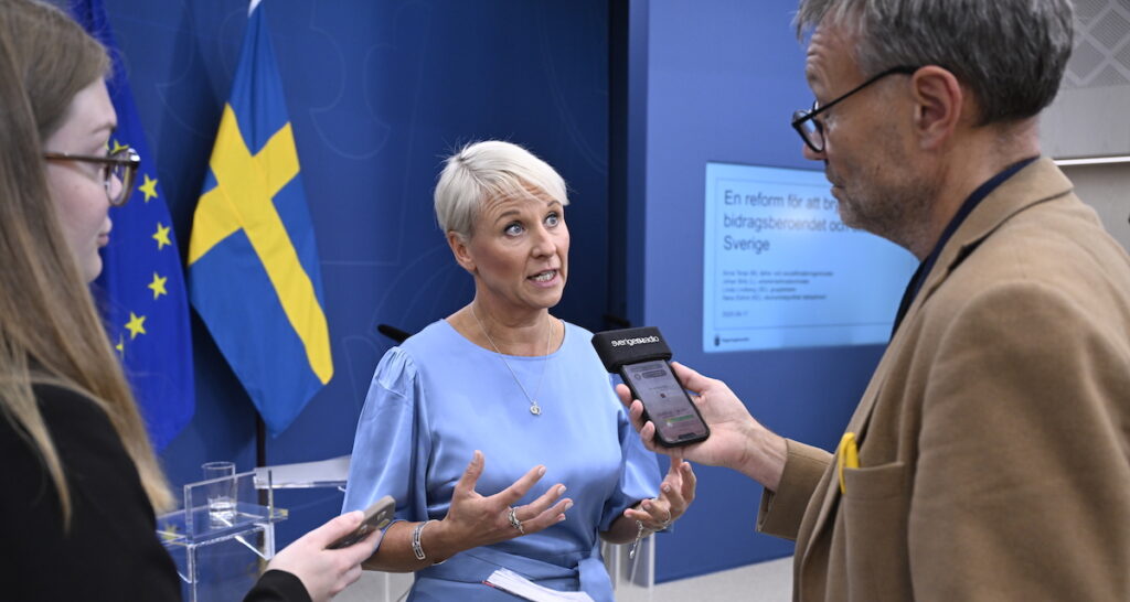 Bidraget sänks – så mycket mindre får barnfamiljen