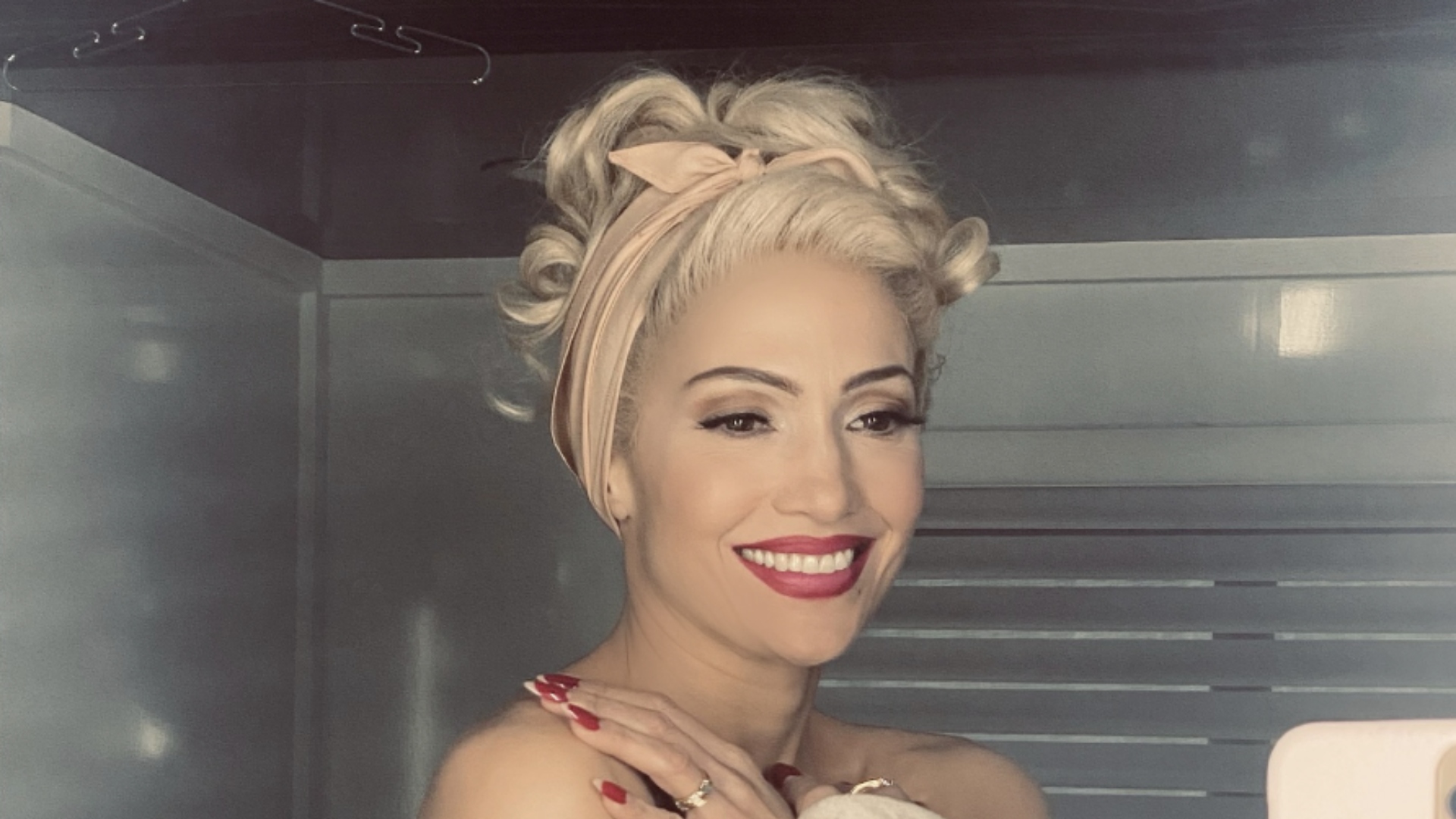 "Onko hän vaalea?": Jennifer Lopez näyttää 56-vuotiaana muuttuneelta