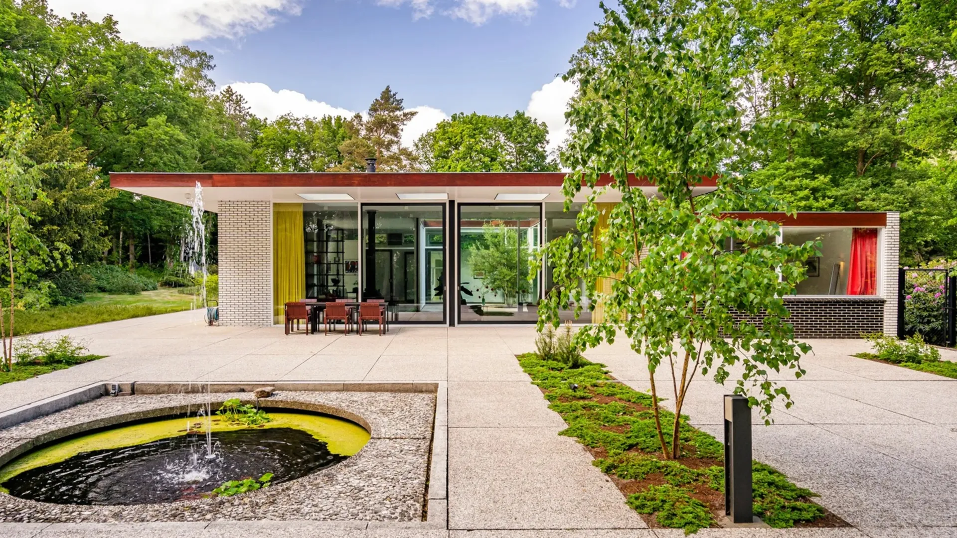 De laatst ontworpen woning de beroemde architect Gerrit Rietveld (1962 ...