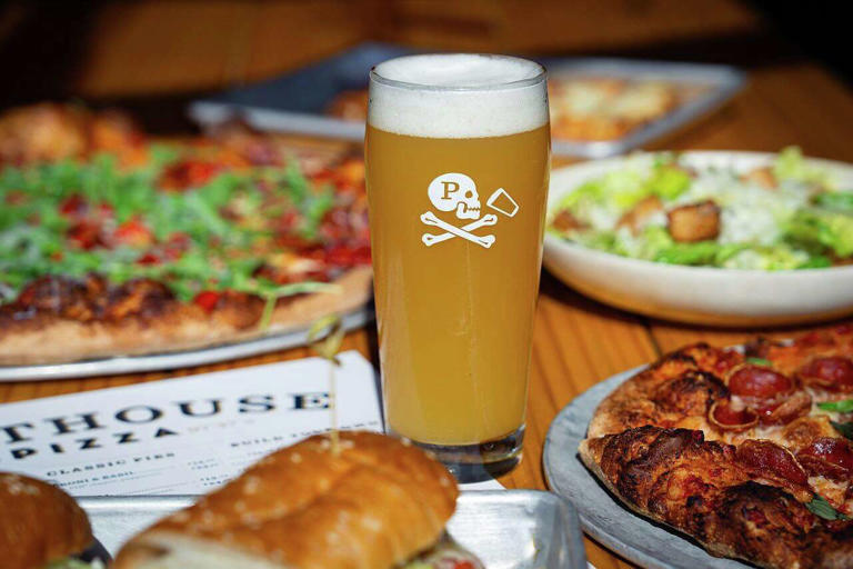 Beloved Austin-based Pinthouse Pizza fires up location in buzzy Texas ...