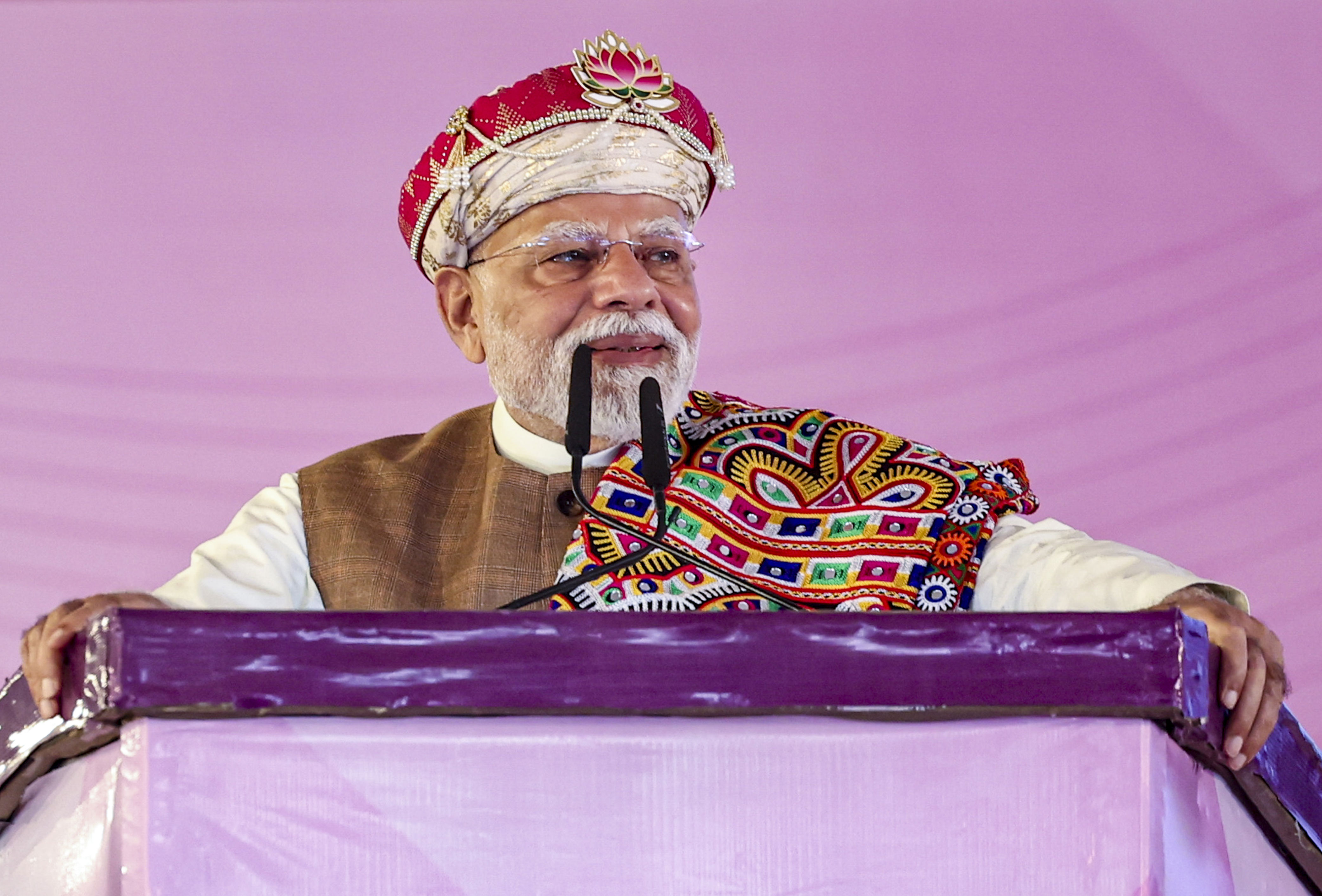 PM Modi turns 75, lauds rise of New India as world leaders, eminent ...